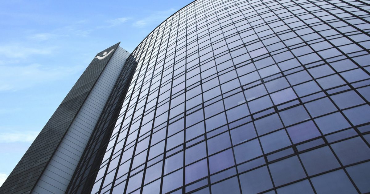 Einkavæðing almannafjár – Neistar